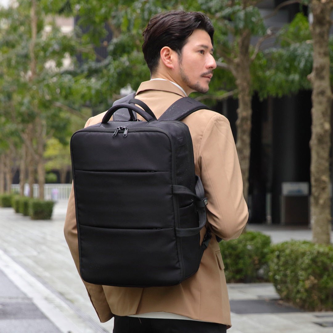 Evoon マルチビジネスリュック4.0・ブラック/グレー/ネイビー ・容量22L~拡張時35L【送料無料・7月下旬までに入荷予定】